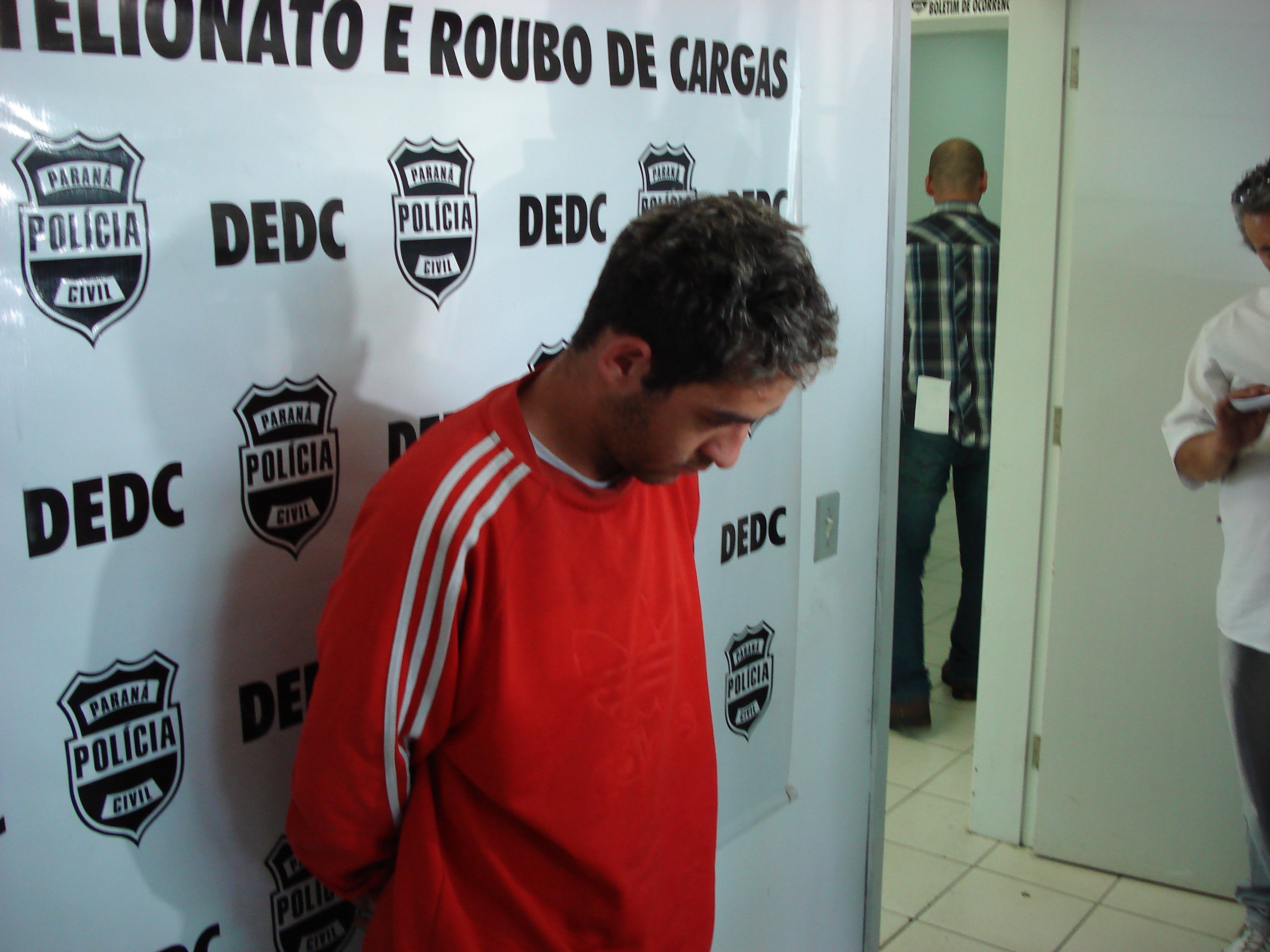 Dedc Desmantela Quadrilha Que Roubava Cargas De Cigarro Polícia Civil