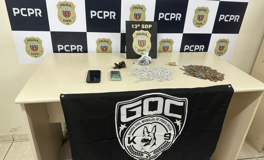 Pcpr Prende Mulher Por Tráfico De Drogas Em Ponta Grossa Polícia